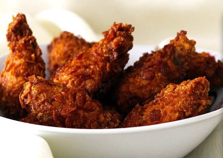 Receita de Asinhas de Frango Fritas super crocantes