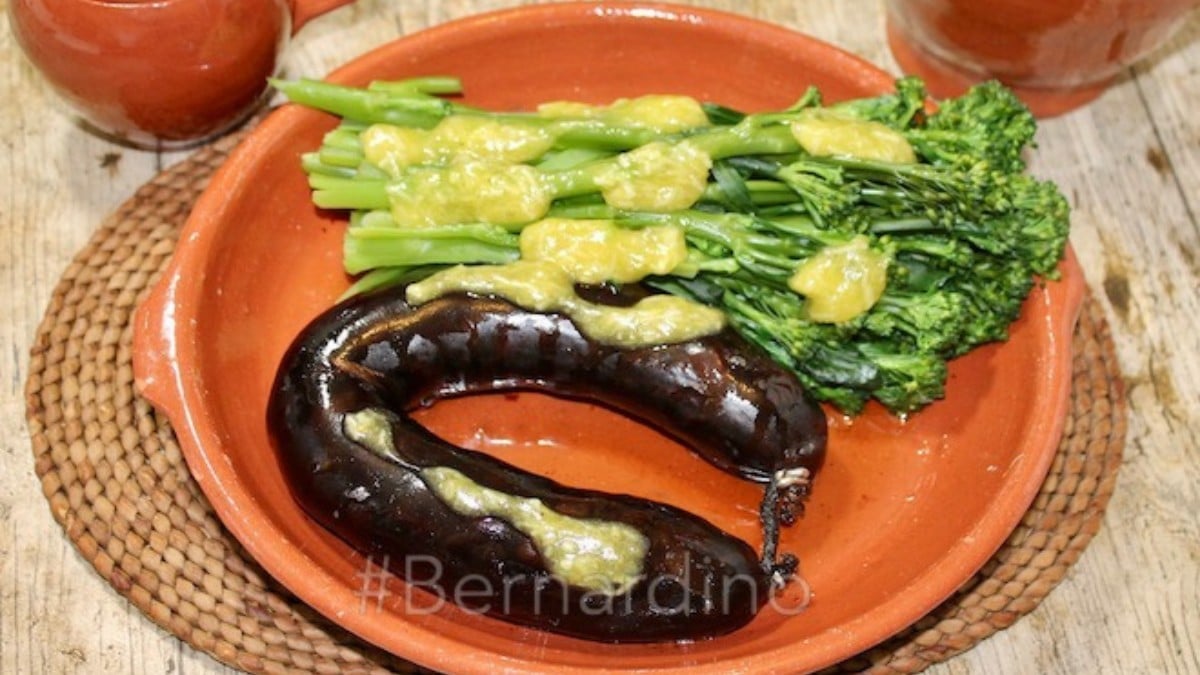 Receita de Morcela Assada com Grelos