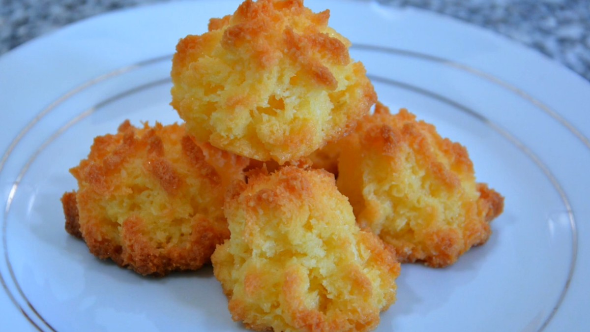 Receita Dos Bolinhos De Coco Simples E Muito Rápidos