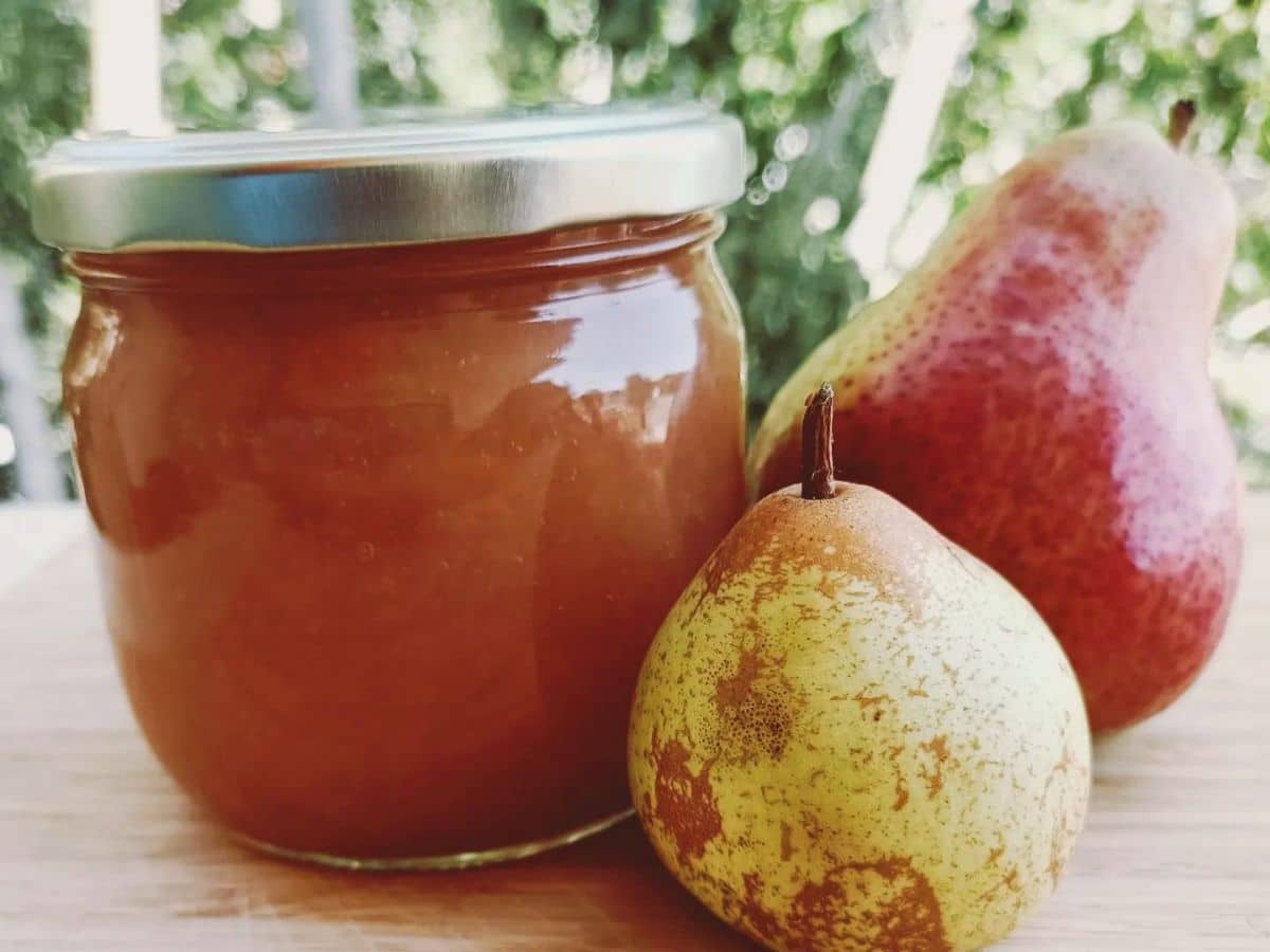 Receita simples e prática do Doce de Pera