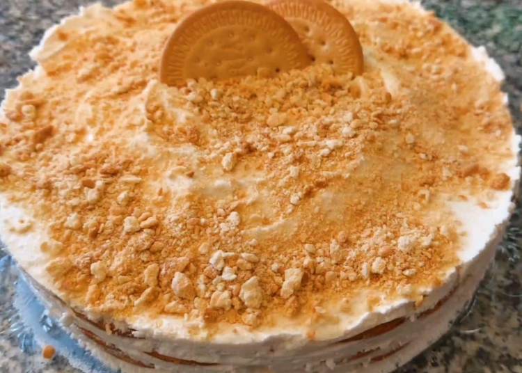 Receita do Bolo de Bolacha sem manteiga nem leite condensado