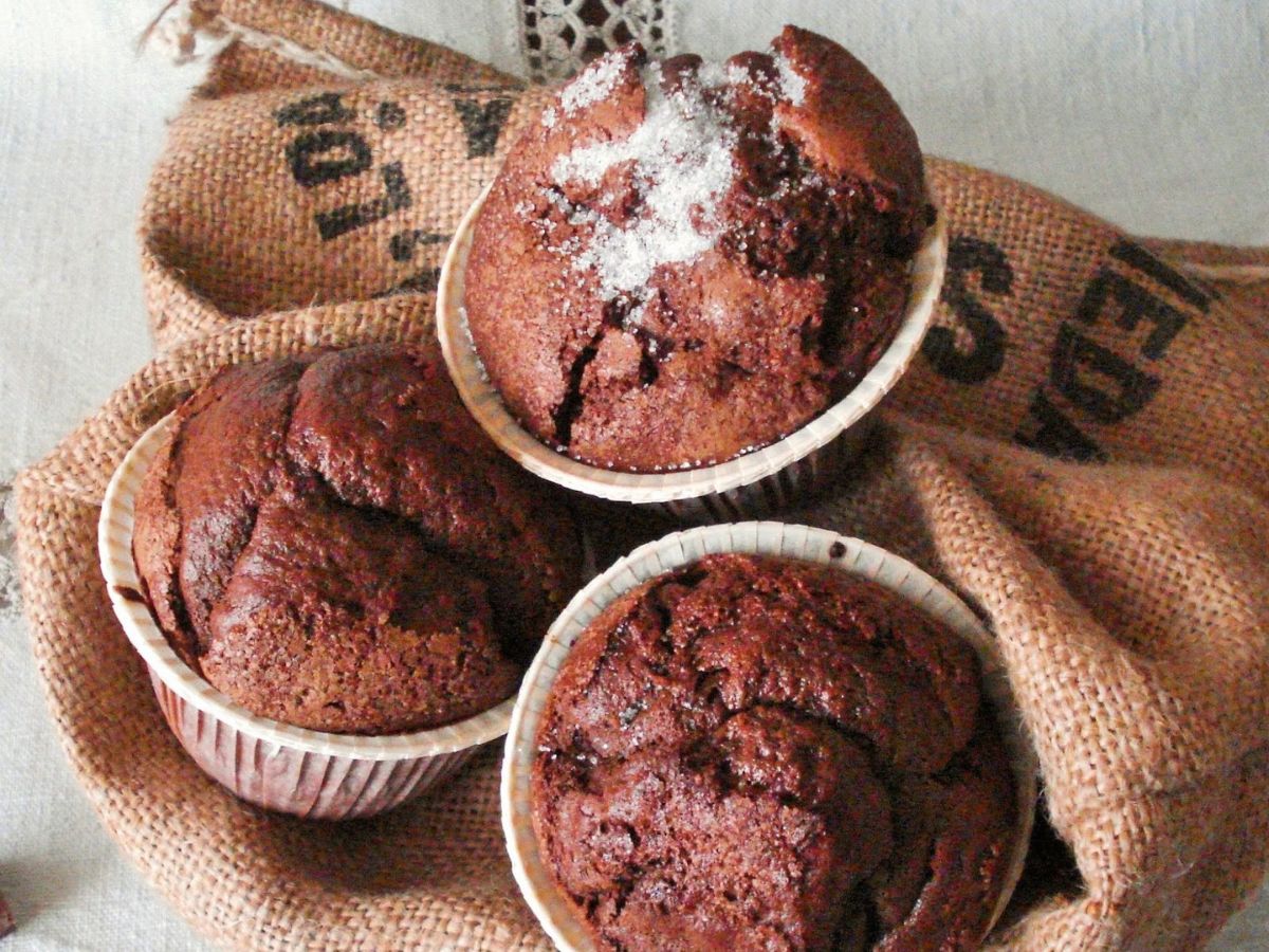 Receita dos Queques de Chocolate Recheados