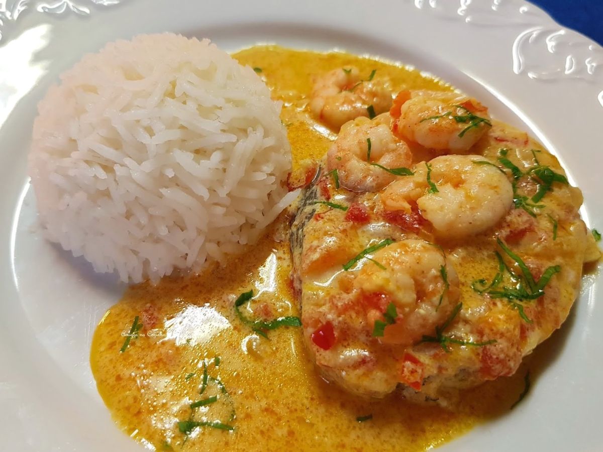 Receita do Caril de Pescada com Camarão
