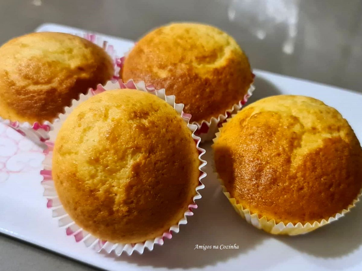 Receita dos deliciosos Queques de Limão e Iogurte