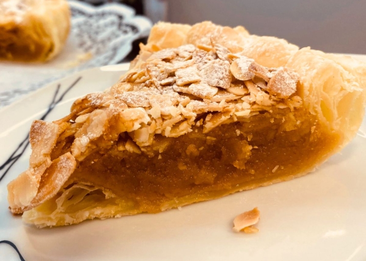Receita da deliciosa Tarte de Amêndoa Folhada