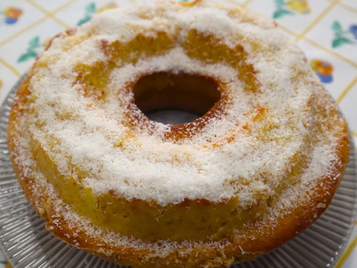 Receita do Bolo Húmido de Coco