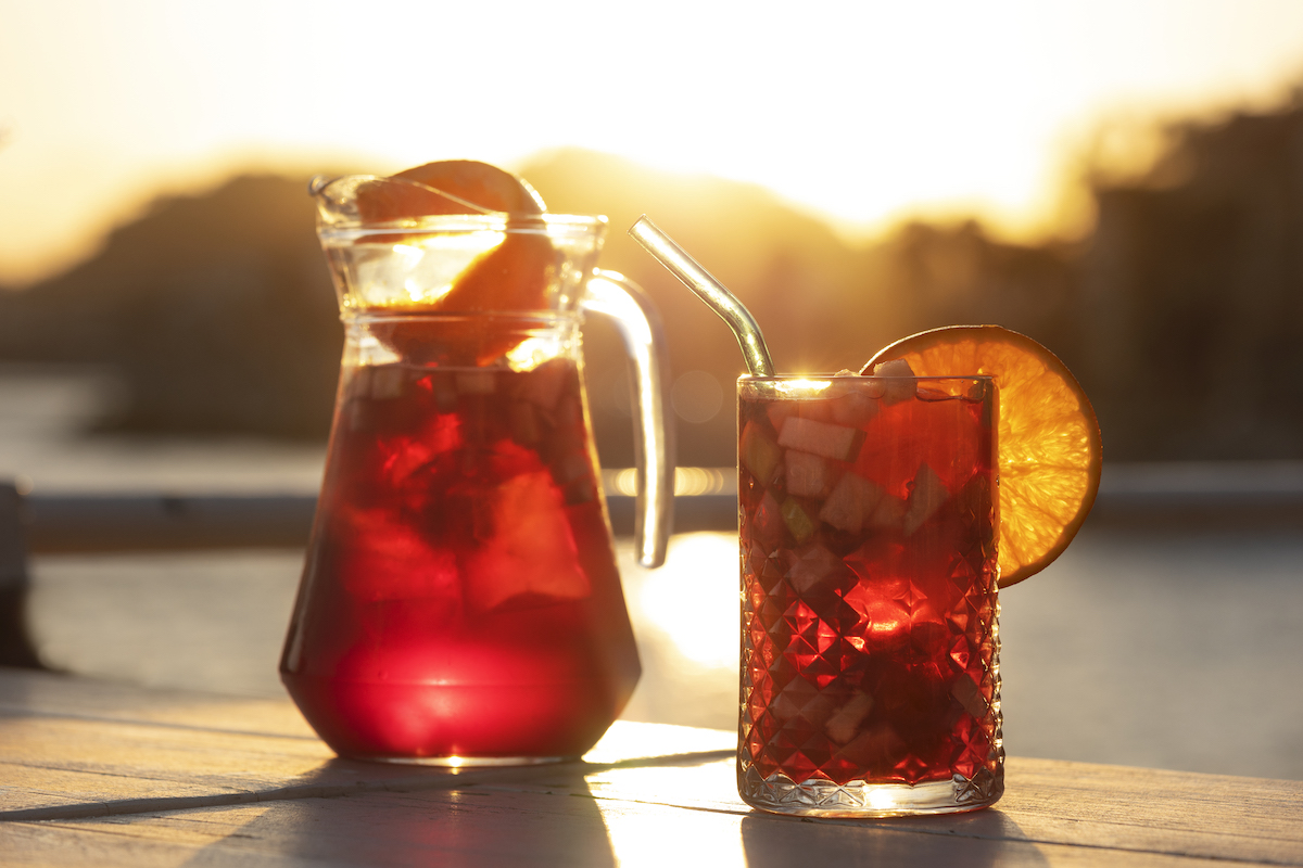 Siga as dicas infalíveis para preparar a melhor sangria