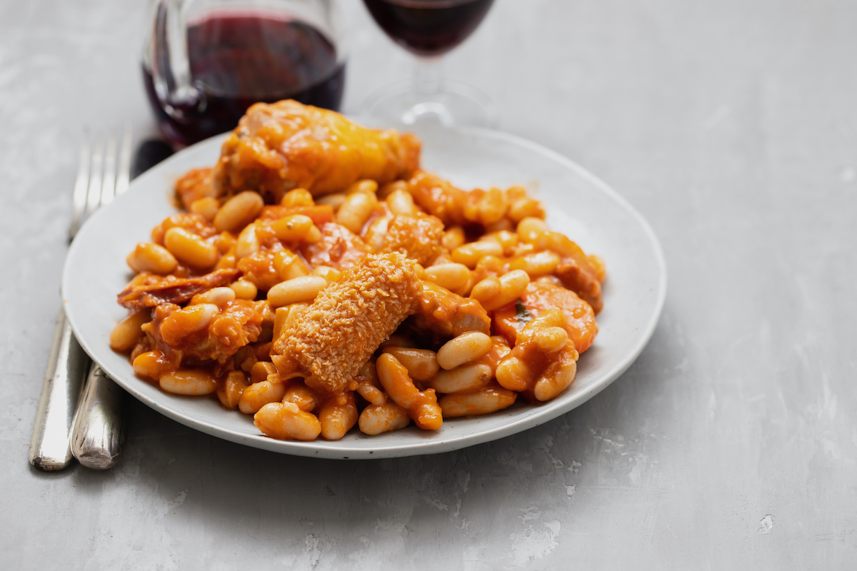 Tripas à Moda do Porto: Tradição de Sabor e Generosidade