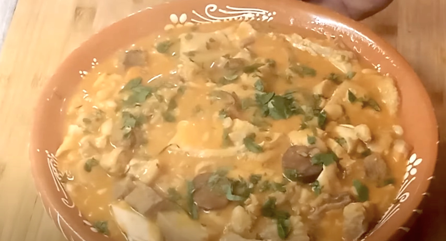 Feijoada à Moda do Porto: Uma Viagem Gastronômica a Portugal