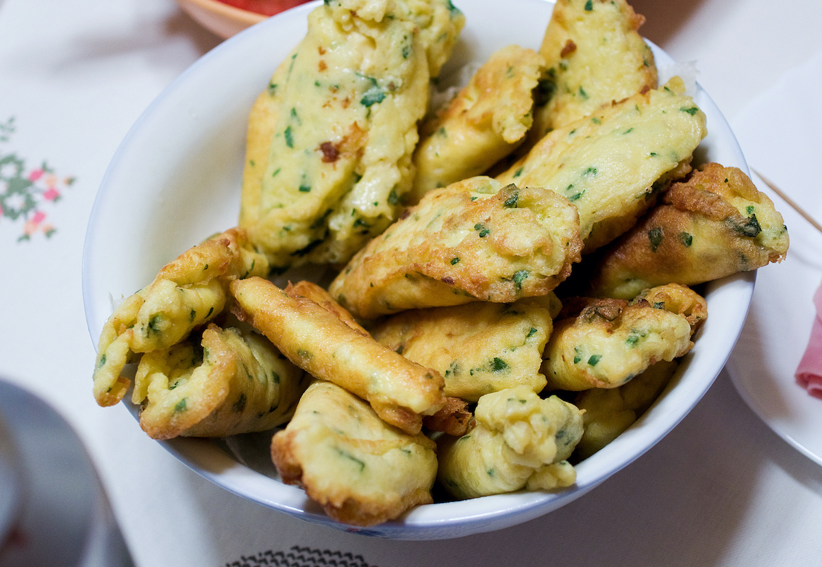 Aprenda a Fazer Pataniscas de Bacalhau: Uma Delícia Portuguesa